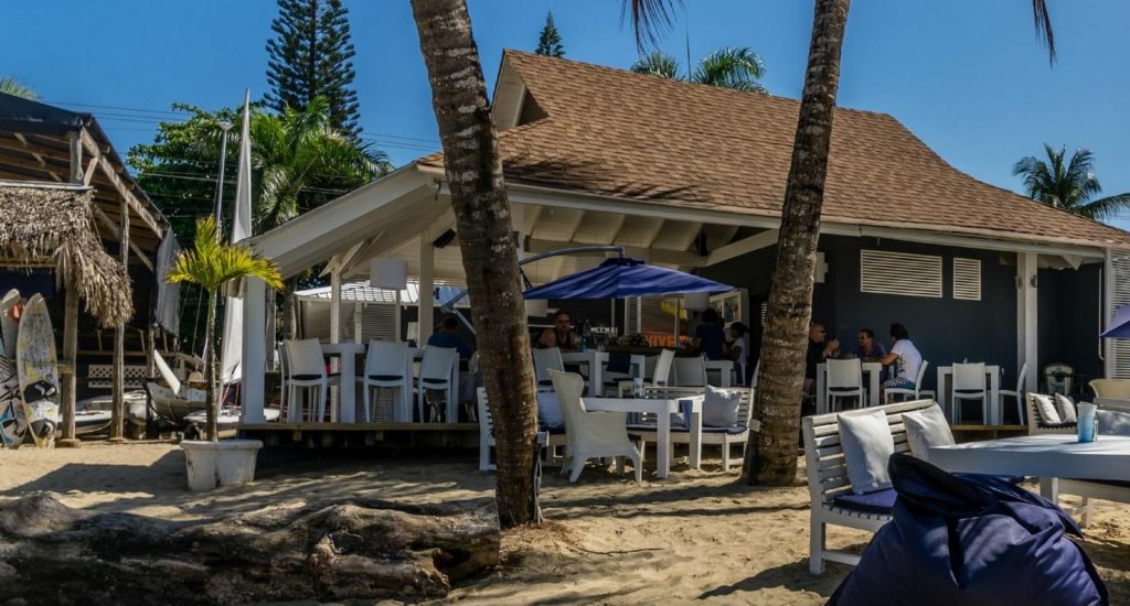 eze bar and restaurant cabarete beach (2) | Nice People Networking